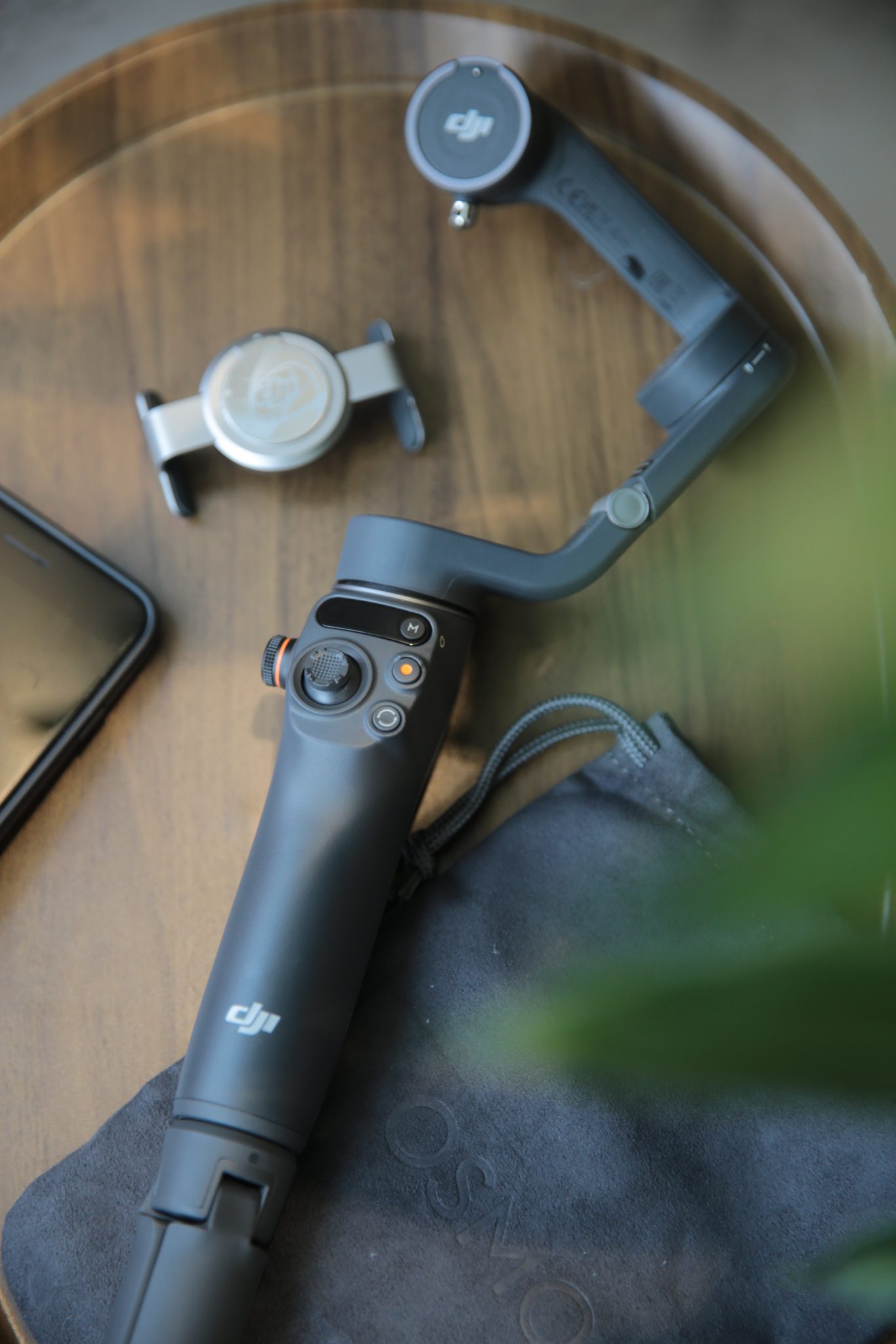 DJI Osmo Mobile 6 (Black) Chính Hãng, Mua Ngay Giá Tốt Tại TokyoCamera