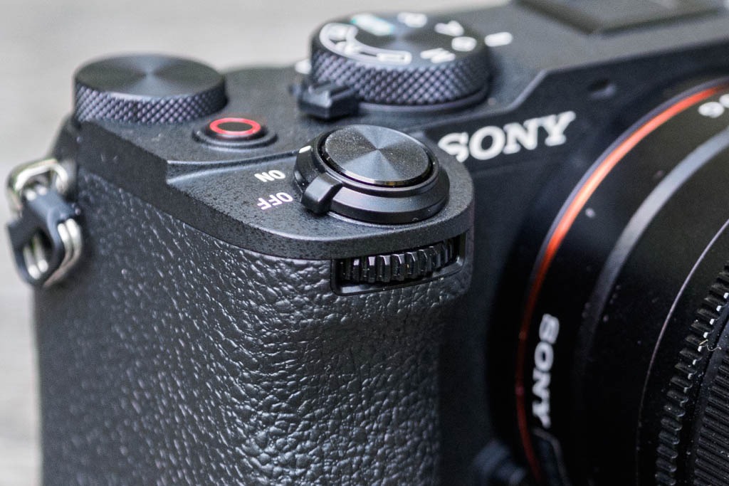 Review Sony A7CR - Phiên Bản Mini Của Siêu Phẩm A7RV