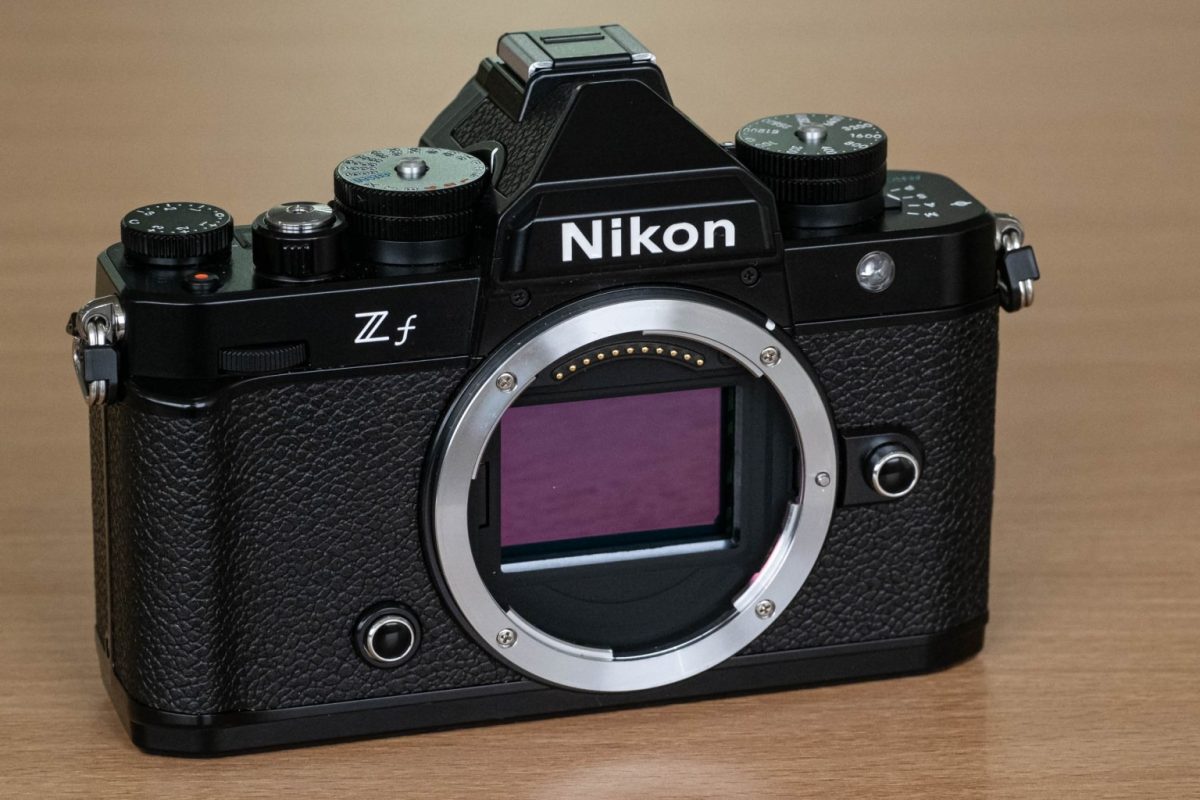 Review Nikon Zf - Thiết Kế Hoài Cổ Nhưng Đầy Sức Mạnh