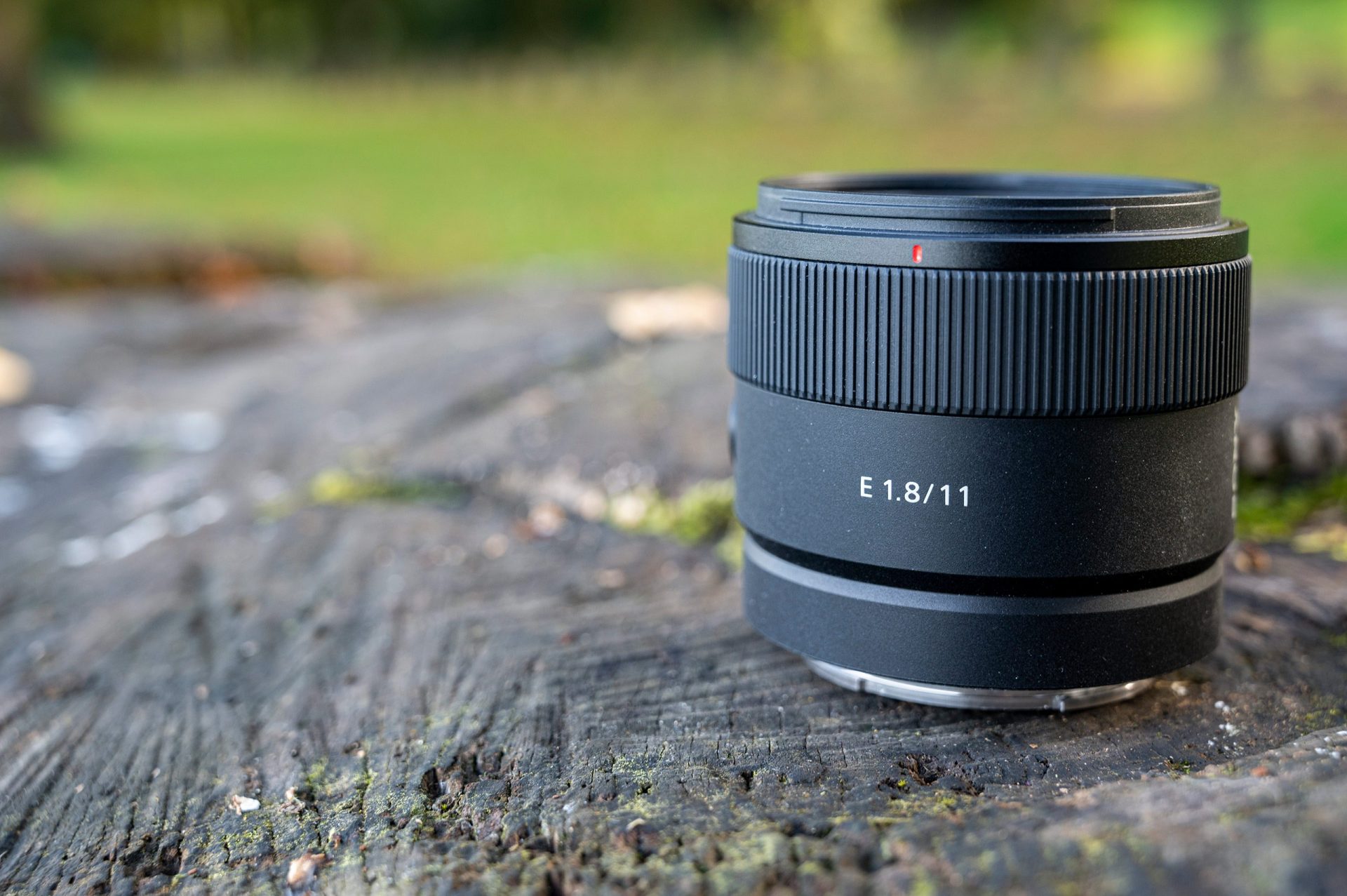 Sony E 11mm f/1.8 Chính Hãng, Giá Tốt Tại TokyoCamera