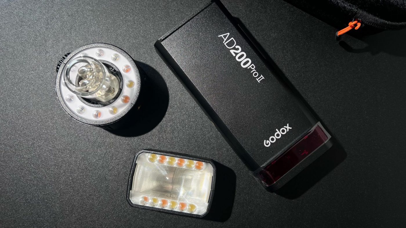 Review Godox AD200 Pro II - Đèn Flash Giá Mềm Cho Studio