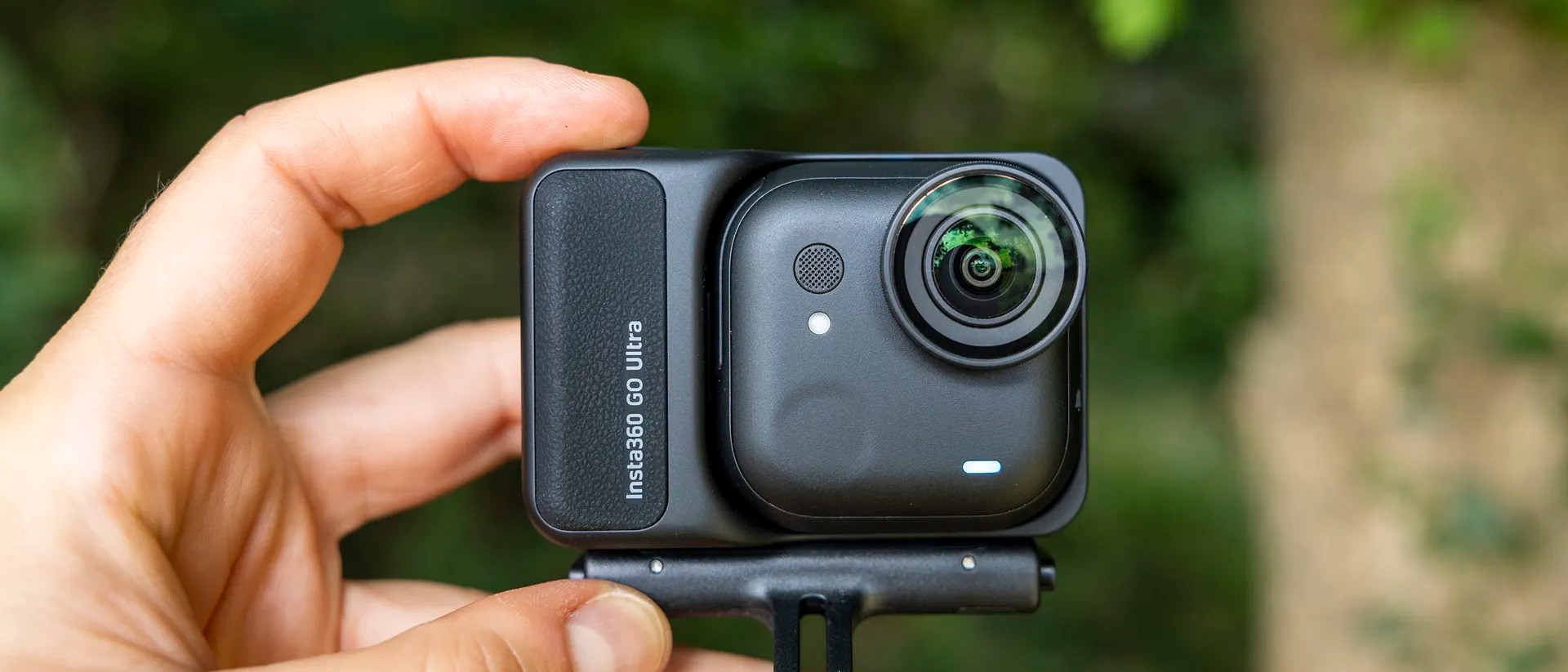 Đánh Giá Insta360 GO Ultra - Tiny Camera Đáng Mua Nhất